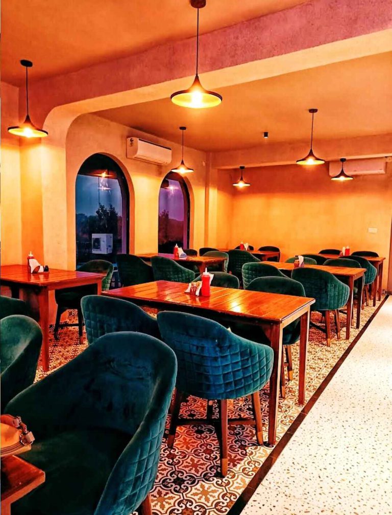 Top 9 Champa Gali Cafes, Saket Delhi | Trendswe