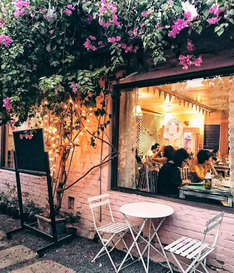 Top 9 Champa Gali Cafes, Saket Delhi | Trendswe