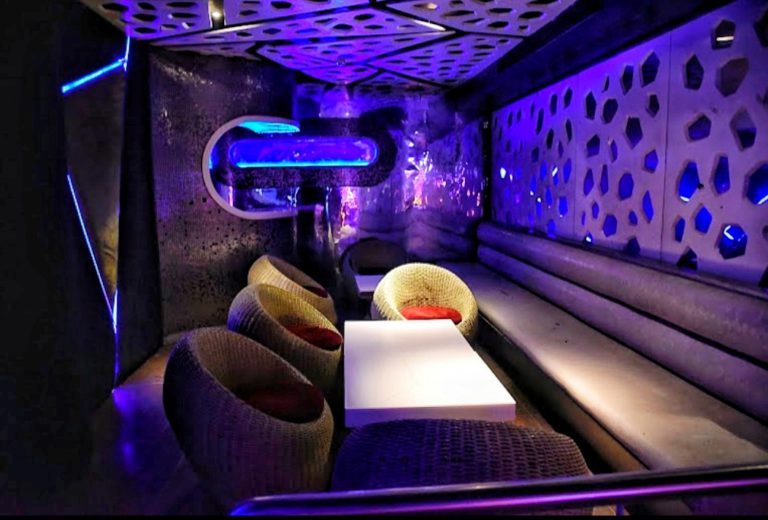 Top 13 Nightclubs of Gurgaon - Trends We