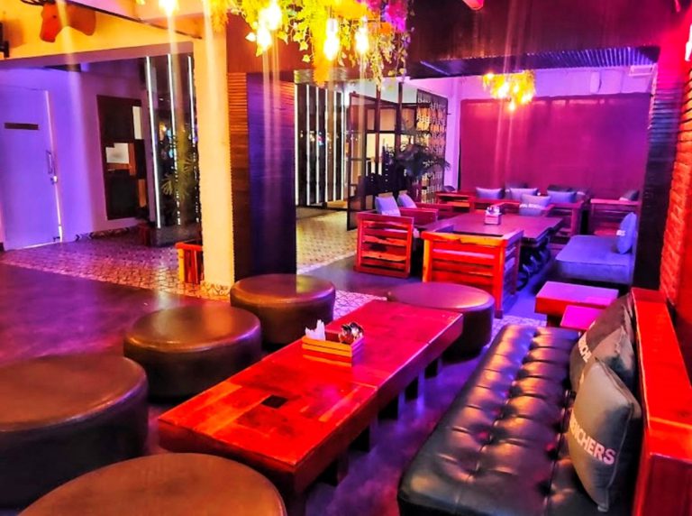 Top 13 Nightclubs in Indore - Trends We
