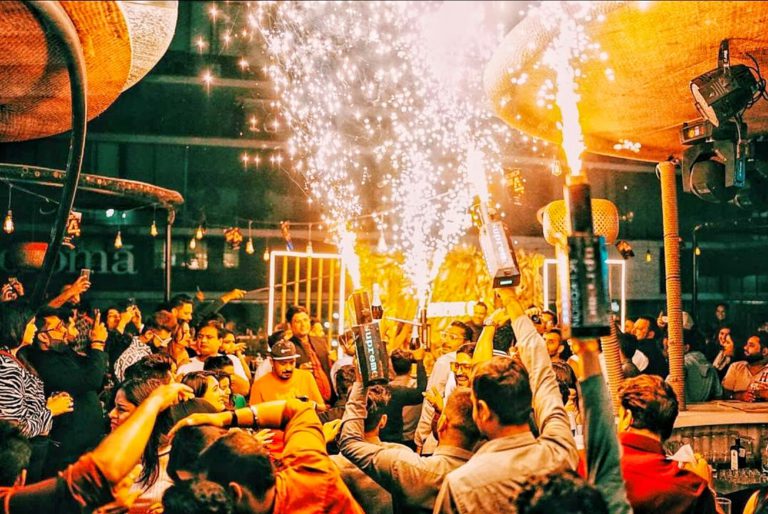 Top 13 Nightclubs in Indore - Trends We