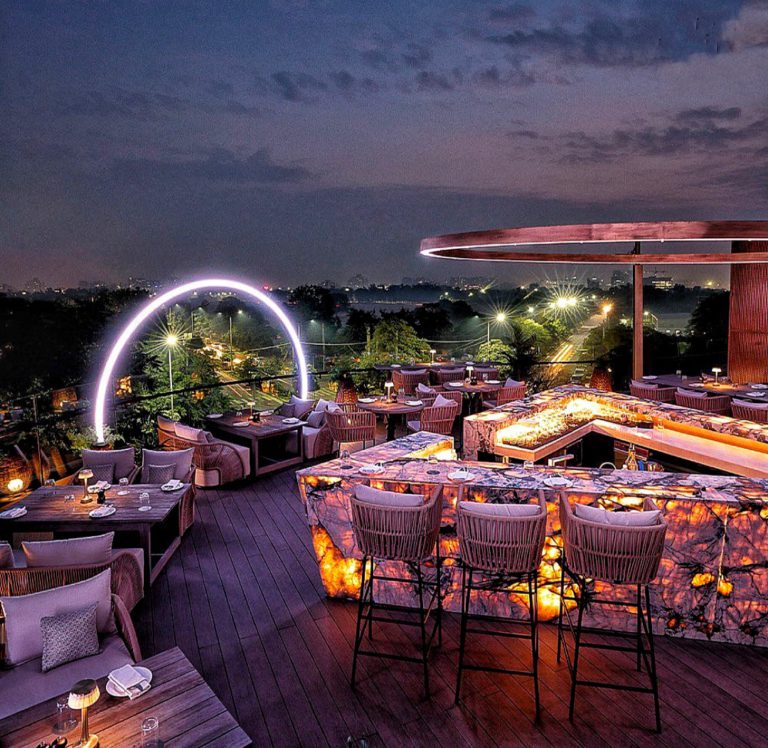 Top 13 Nightclubs of Gurgaon - Trends We
