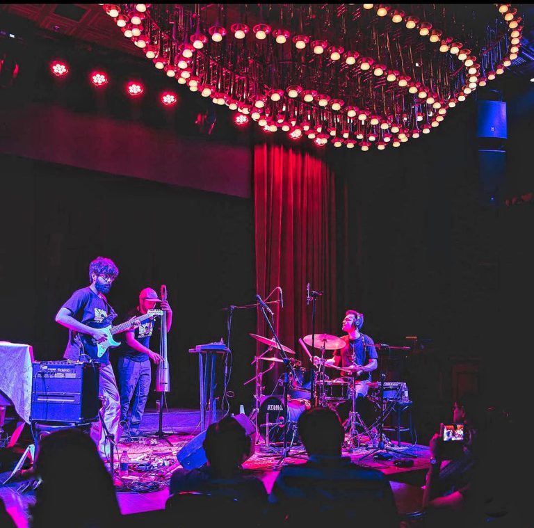 Top 13 Nightclubs of Gurgaon - Trends We